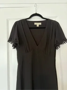 Michael Kors | Dresses | Michael Kors Black Vneck Short Sleeve Dress ...
